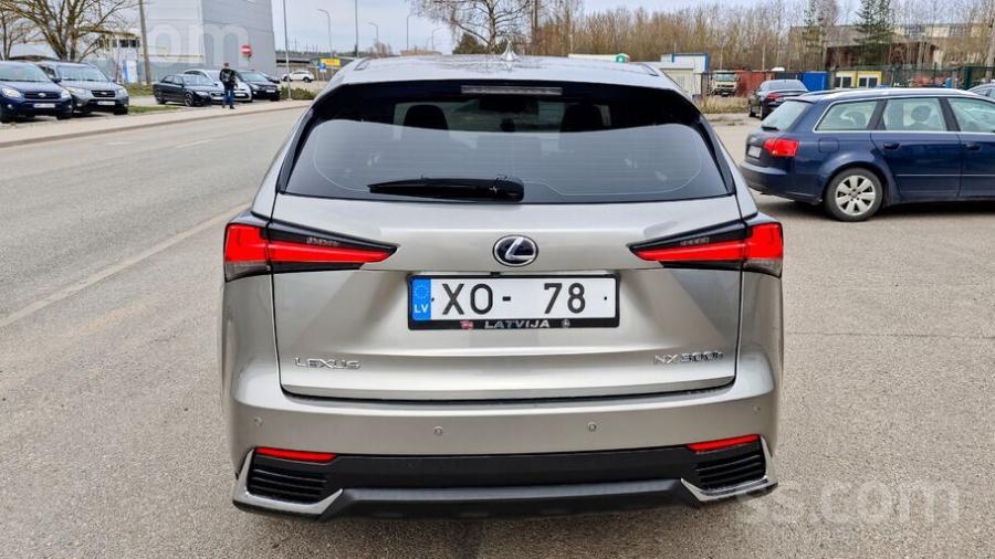 Grey Lexus NX 2019 in Daugavpils, with an engine capacity of 2.50 L and mileage of 242 thousand km for 21500 €, photo 6 on AUTOMOTO.COM.LV