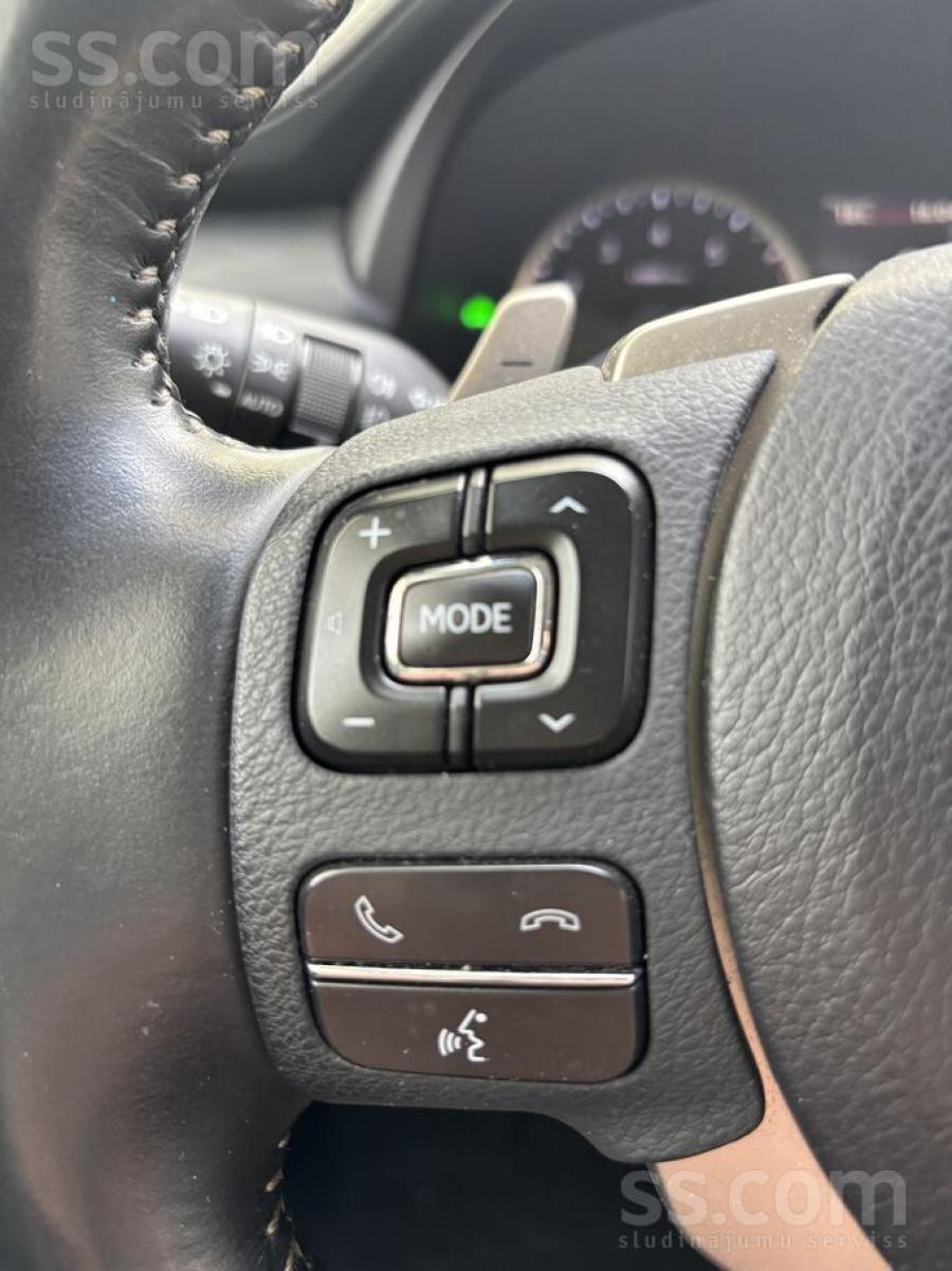 Grey Lexus NX 2019 in Riga, with an engine capacity of 2.50 L and mileage of 137 thousand km for 27000 €, photo 12 on AUTOMOTO.COM.LV