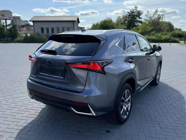 Pelēks Lexus NX 2020 Telšiai, ar dzinēja tilpumu 2.50 L un nobraukumu 157 tūkst. km par 22490 €, foto 10 vietnē AUTOMOTO.COM.LV