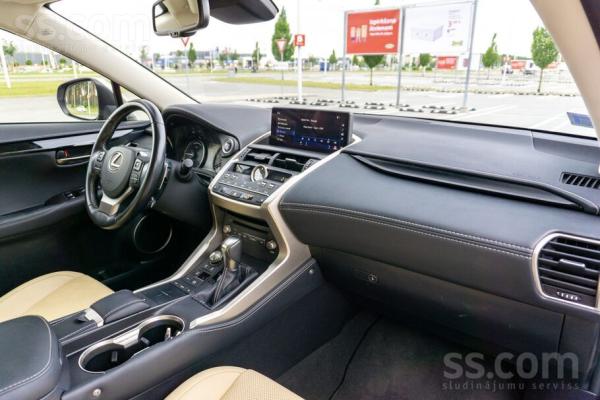 Серый Лексус НХ 2021 в Рига, объемом двигателя 2.50 л и пробегом 26 тыс. км за 30590 €, фото 11 на AUTOMOTO.COM.LV