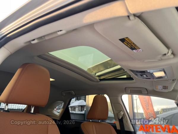Pelēks Lexus NX 2021 Tallina, ar dzinēja tilpumu 2.50 L un nobraukumu 87 tūkst. km par 29990 €, foto 3 vietnē AUTOMOTO.COM.LV