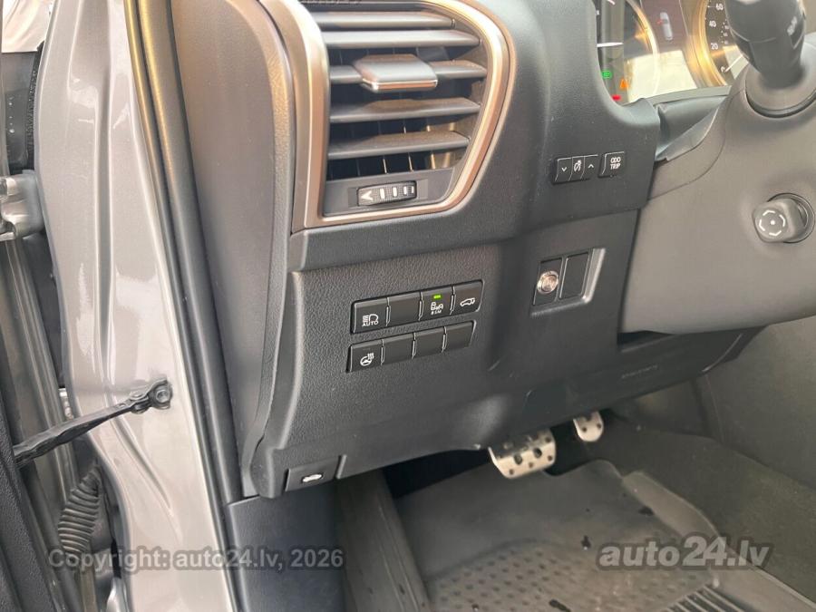 Grey Lexus NX 2021 in Tallinn, with an engine capacity of 2.50 L and mileage of 87 thousand km for 29990 €, photo 7 on AUTOMOTO.COM.LV