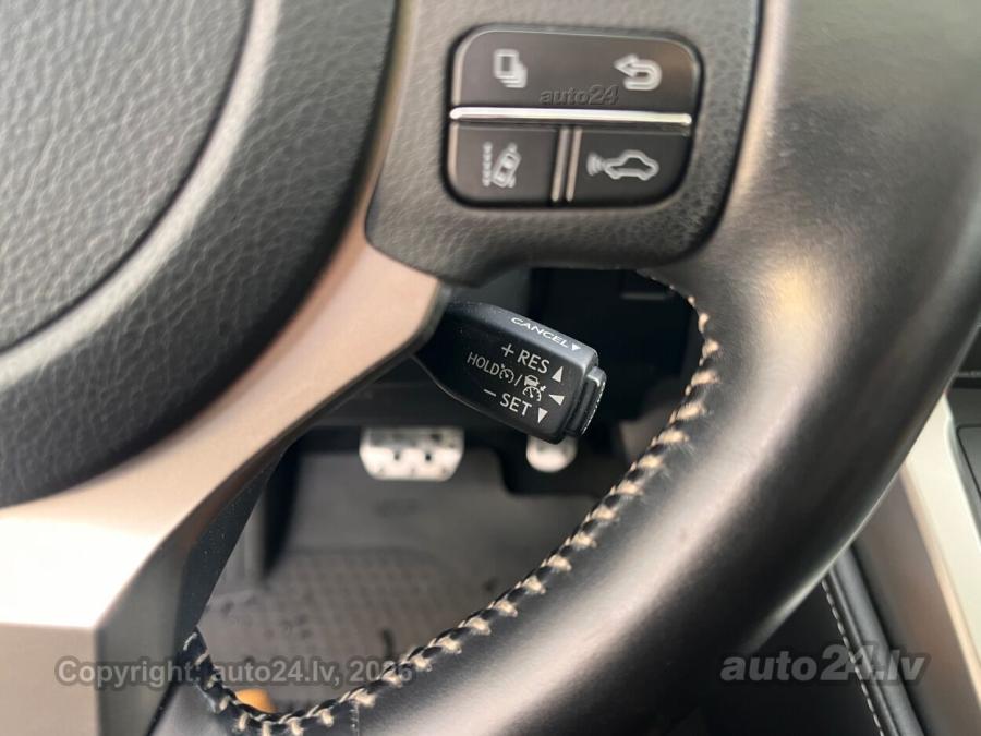 Grey Lexus NX 2021 in Tallinn, with an engine capacity of 2.50 L and mileage of 87 thousand km for 29990 €, photo 8 on AUTOMOTO.COM.LV