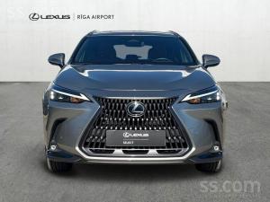 Серый Лексус НХ 2022 в Рига, объемом двигателя 2.50 л и пробегом 29 тыс. км за 45900 €, фото 6 на AUTOMOTO.COM.LV