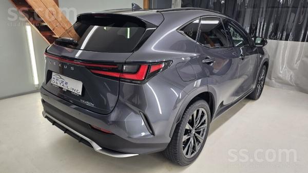 Pelēks Lexus NX 2023 Tallina, ar dzinēja tilpumu 2.50 L un nobraukumu 47 tūkst. km par 57995 €, foto 6 vietnē AUTOMOTO.COM.LV