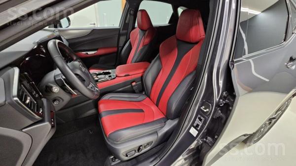 Pelēks Lexus NX 2023 Tallina, ar dzinēja tilpumu 2.50 L un nobraukumu 47 tūkst. km par 57995 €, foto 9 vietnē AUTOMOTO.COM.LV