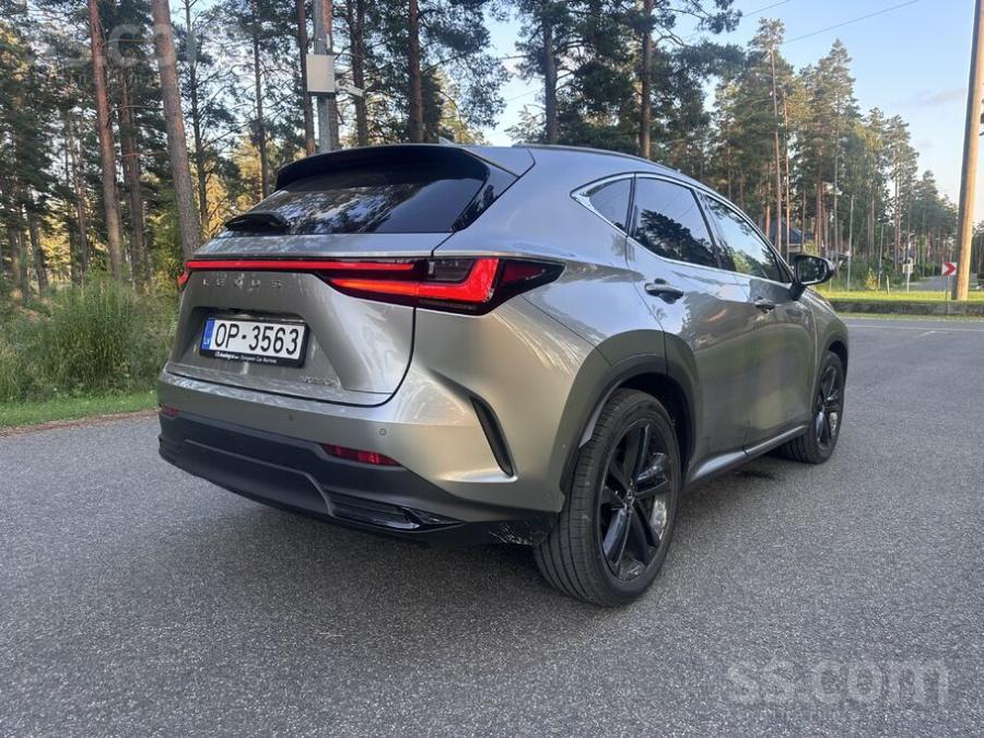 Grey Lexus NX 2024 in Riga, with an engine capacity of 2.50 L and mileage of 30 thousand km for 50500 €, photo 10 on AUTOMOTO.COM.LV