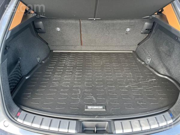 Pelēks Lexus NX 2025 Rīga, ar dzinēja tilpumu 2.50 L un nobraukumu 6 tūkst. km par 62000 €, foto 10 vietnē AUTOMOTO.COM.LV