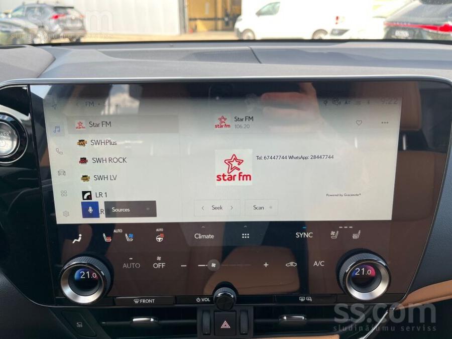 Grey Lexus NX 2025 in Riga, with an engine capacity of 2.50 L and mileage of 6 thousand km for 62000 €, photo 15 on AUTOMOTO.COM.LV