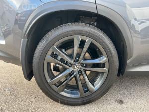 Grey Lexus NX 2025 in Riga, with an engine capacity of 2.50 L and mileage of 6 thousand km for 62000 €, photo 16 on AUTOMOTO.COM.LV