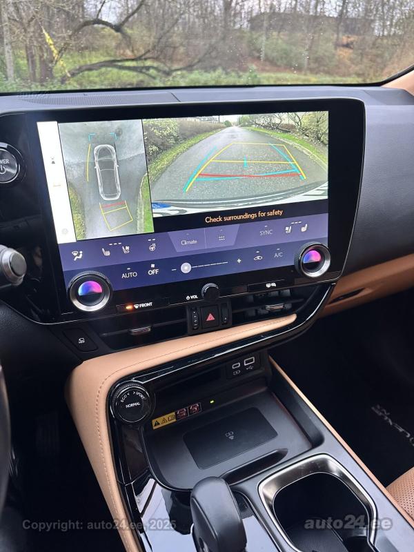 Pelēks Lexus NX 2023 Tallina, ar dzinēja tilpumu 2.50 L un nobraukumu 37 tūkst. km par 61999 €, foto 11 vietnē AUTOMOTO.COM.LV