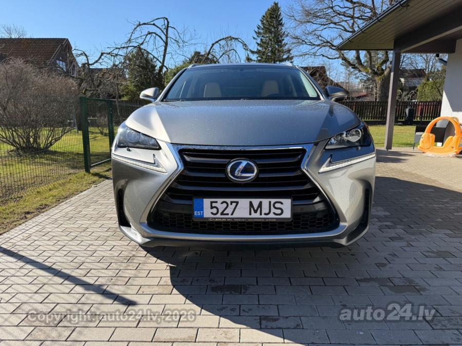 Grey Lexus NX 2014 in Tallinn, with an engine capacity of 2.50 L and mileage of 130 thousand km for 18490 €, photo 8 on AUTOMOTO.COM.LV