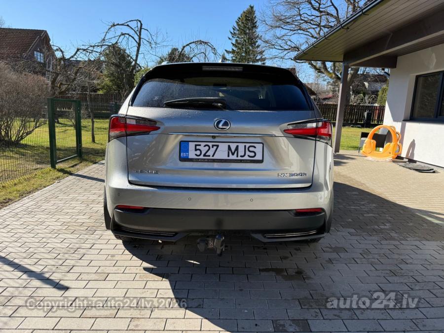 Grey Lexus NX 2014 in Tallinn, with an engine capacity of 2.50 L and mileage of 130 thousand km for 18490 €, photo 9 on AUTOMOTO.COM.LV