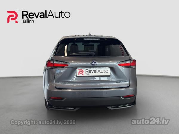 Pelēks Lexus NX 2014 Tallina, ar dzinēja tilpumu 2.50 L un nobraukumu 77 tūkst. km par 21900 €, foto 5 vietnē AUTOMOTO.COM.LV