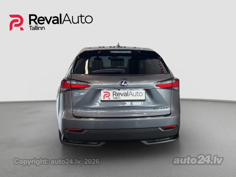 Grey Lexus NX 2014 in Tallinn, with an engine capacity of 2.50 L and mileage of 77 thousand km for 21900 €, photo 6 on AUTOMOTO.COM.LV