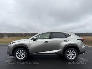 Pelēks Lexus NX 2015 Tallina, ar dzinēja tilpumu 2.00 L un nobraukumu 107 tūkst. km par 19400 €, foto 5 vietnē AUTOMOTO.COM.LV