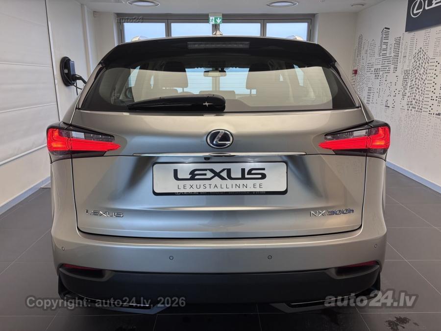 Pelēks Lexus NX 2015 Tallina, ar dzinēja tilpumu 2.50 L un nobraukumu 60 tūkst. km par 23990 €, foto 4 vietnē AUTOMOTO.COM.LV
