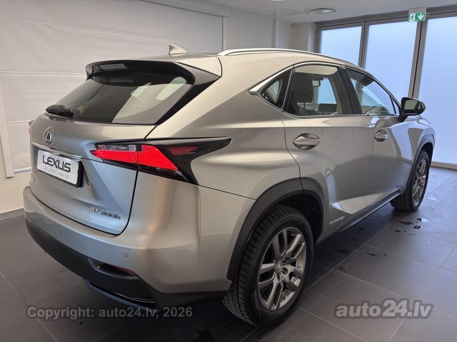 Pelēks Lexus NX 2015 Tallina, ar dzinēja tilpumu 2.50 L un nobraukumu 60 tūkst. km par 23990 €, foto 7 vietnē AUTOMOTO.COM.LV