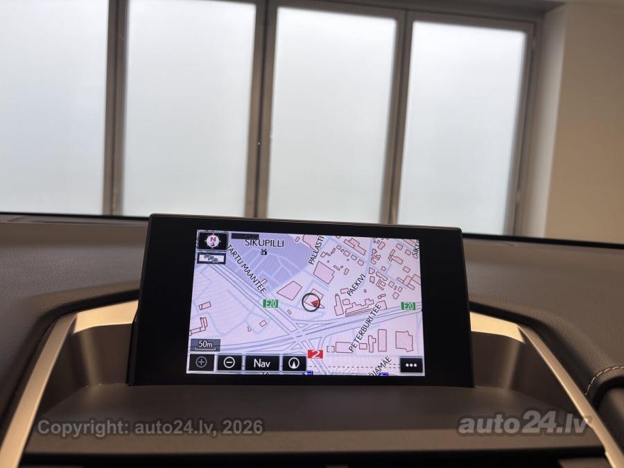 Pelēks Lexus NX 2015 Tallina, ar dzinēja tilpumu 2.50 L un nobraukumu 60 tūkst. km par 23990 €, foto 12 vietnē AUTOMOTO.COM.LV