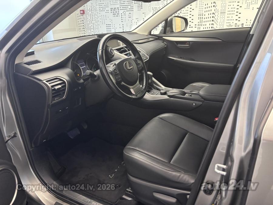 Pelēks Lexus NX 2015 Tallina, ar dzinēja tilpumu 2.50 L un nobraukumu 60 tūkst. km par 23990 €, foto 16 vietnē AUTOMOTO.COM.LV