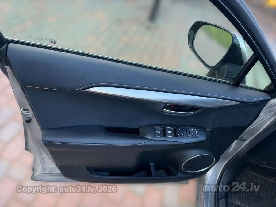 Серый Лексус НХ 2019 в Таллин, объемом двигателя 2.50 л и пробегом 76 тыс. км за 28300 €, фото 15 на AUTOMOTO.COM.LV