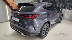 Grey Lexus NX 2023 in Tallinn, with an engine capacity of 2.50 L and mileage of 37 thousand km for 57995 €, photo 5 on AUTOMOTO.COM.LV