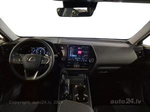 Pelēks Lexus NX 2025 Tallina, ar dzinēja tilpumu 2.50 L un nobraukumu 11 tūkst. km par 46290 €, foto 9 vietnē AUTOMOTO.COM.LV