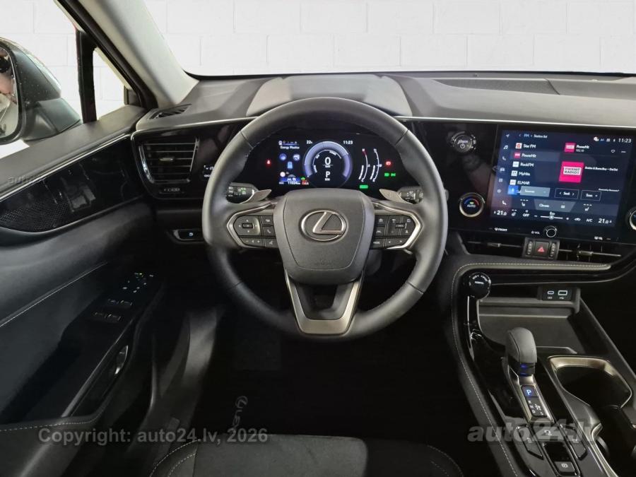 Pelēks Lexus NX 2025 Tallina, ar dzinēja tilpumu 2.50 L un nobraukumu 11 tūkst. km par 46290 €, foto 10 vietnē AUTOMOTO.COM.LV