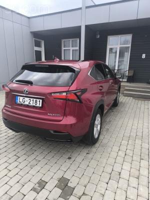 Red Lexus NX 2015 in Riga, with an engine capacity of 2.50 L and mileage of 164 thousand km for 23500 €, photo 6 on AUTOMOTO.COM.LV
