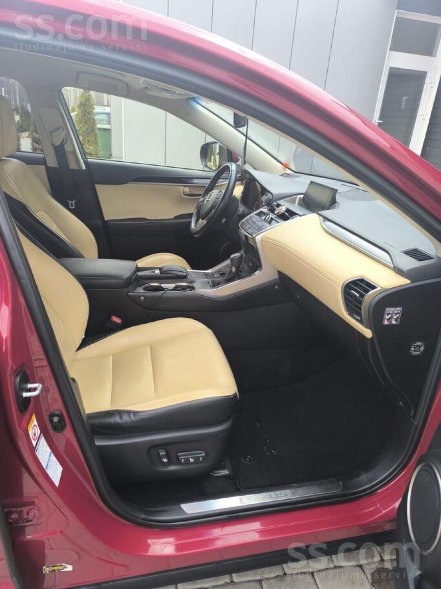 Red Lexus NX 2015 in Riga, with an engine capacity of 2.50 L and mileage of 164 thousand km for 23500 €, photo 9 on AUTOMOTO.COM.LV