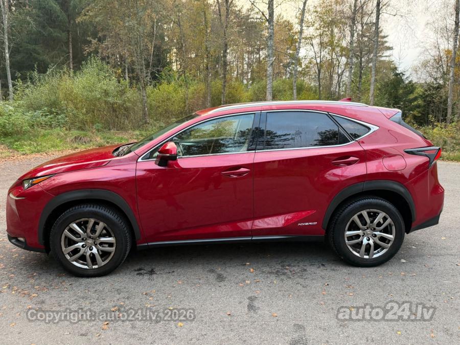 Red Lexus NX 2016 in Tallinn, with an engine capacity of 2.50 L and mileage of 167 thousand km for 25200 €, photo 6 on AUTOMOTO.COM.LV
