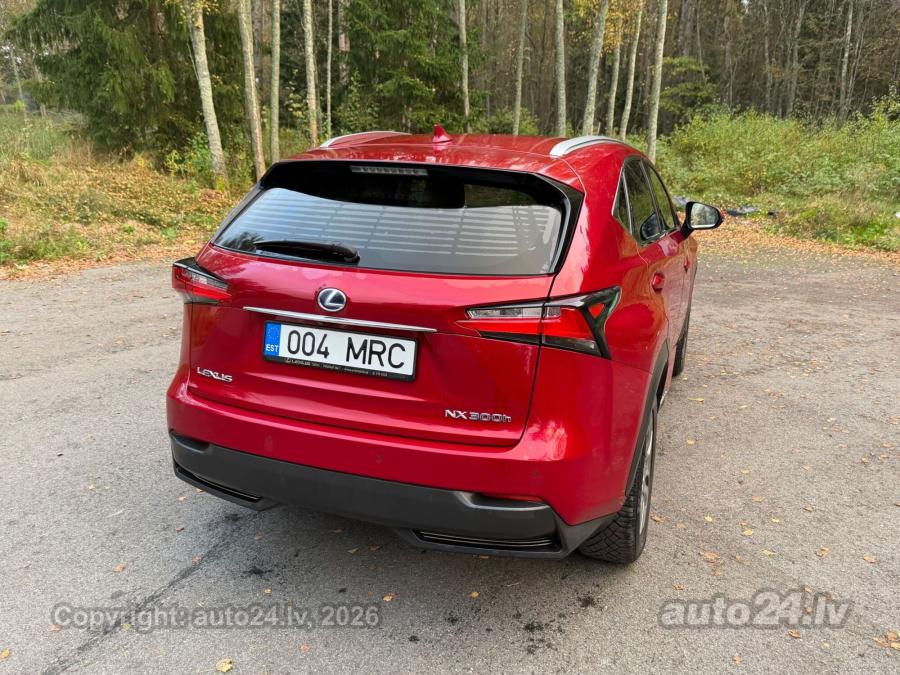 Red Lexus NX 2016 in Tallinn, with an engine capacity of 2.50 L and mileage of 167 thousand km for 25200 €, photo 9 on AUTOMOTO.COM.LV