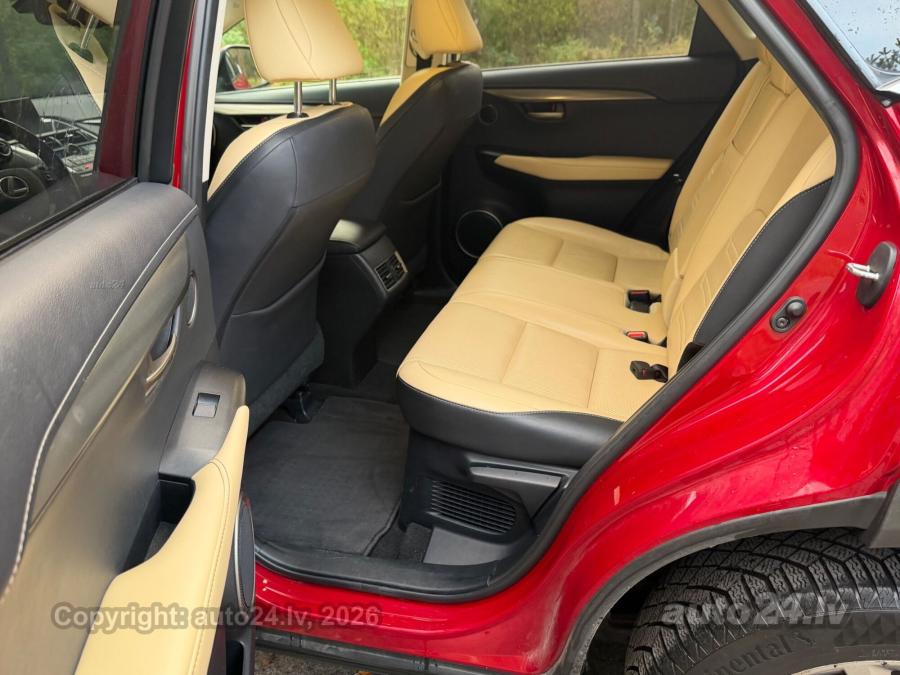 Red Lexus NX 2016 in Tallinn, with an engine capacity of 2.50 L and mileage of 167 thousand km for 25200 €, photo 13 on AUTOMOTO.COM.LV