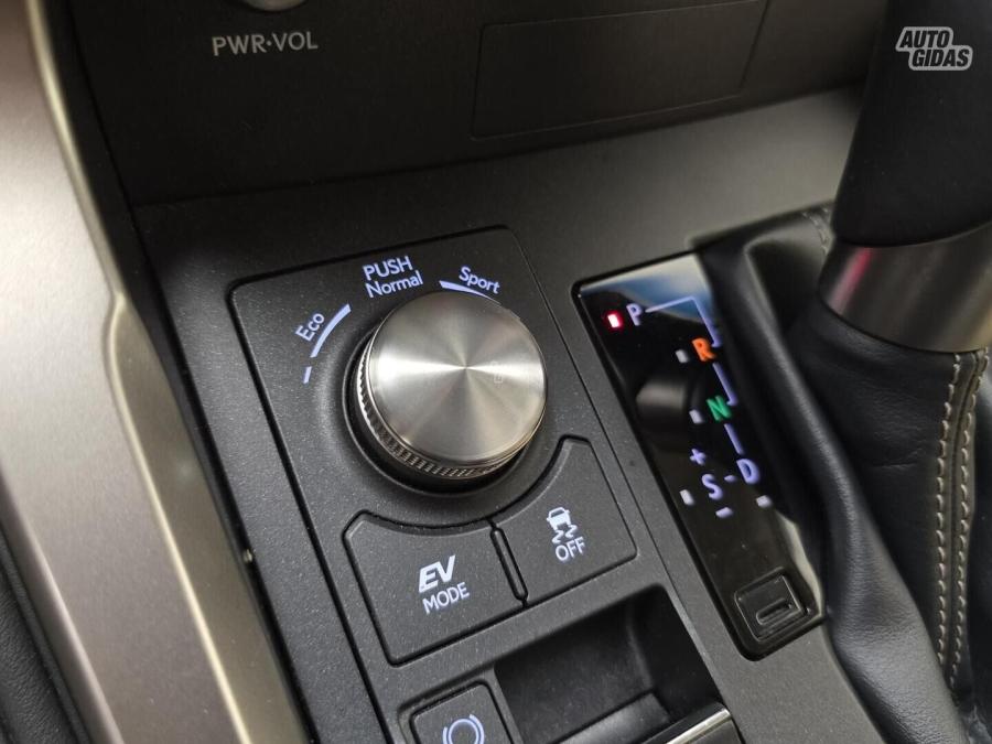 Sarkans Lexus NX 2018 Viļņa, ar dzinēja tilpumu 2.50 L un nobraukumu 95 tūkst. km par 25490 €, foto 34 vietnē AUTOMOTO.COM.LV
