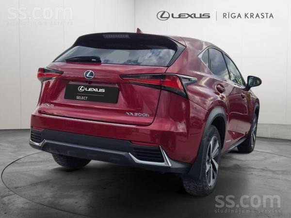 Sarkans Lexus NX 2019 Rīga, ar dzinēja tilpumu 2.50 L un nobraukumu 143 tūkst. km par 26900 €, foto 2 vietnē AUTOMOTO.COM.LV