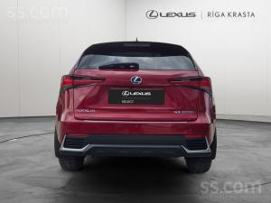 Red Lexus NX 2019 in Riga, with an engine capacity of 2.50 L and mileage of 143 thousand km for 26900 €, photo 5 on AUTOMOTO.COM.LV