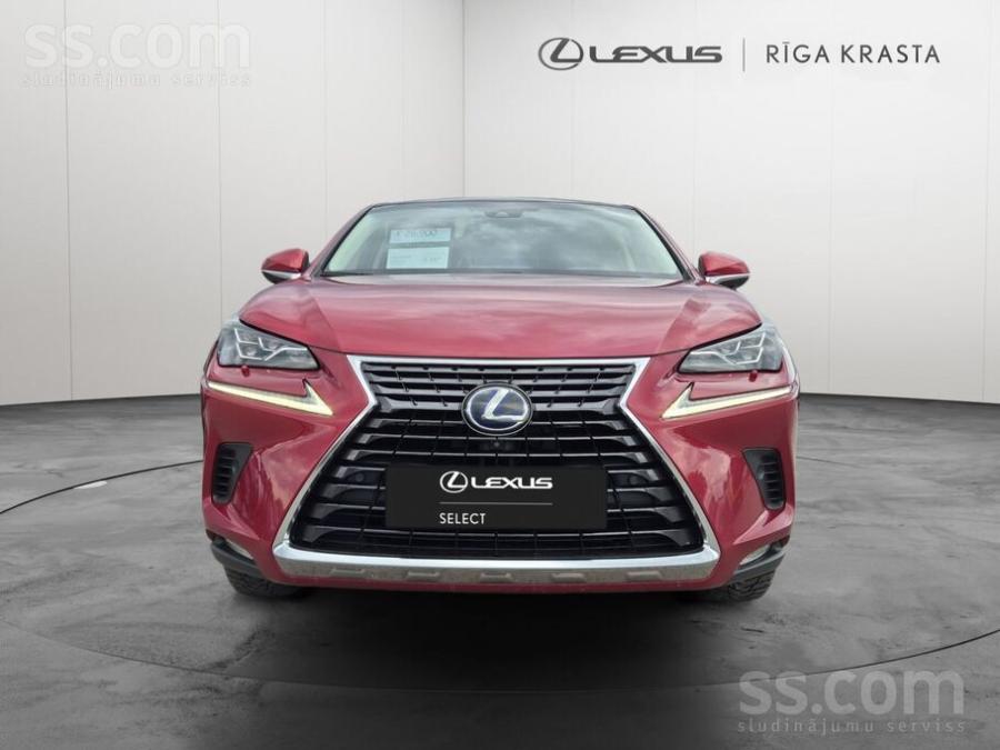 Red Lexus NX 2019 in Riga, with an engine capacity of 2.50 L and mileage of 143 thousand km for 26900 €, photo 6 on AUTOMOTO.COM.LV