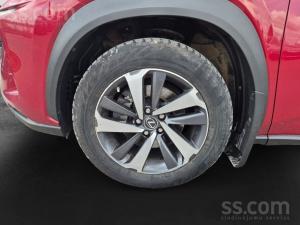 Red Lexus NX 2019 in Riga, with an engine capacity of 2.50 L and mileage of 143 thousand km for 26900 €, photo 16 on AUTOMOTO.COM.LV