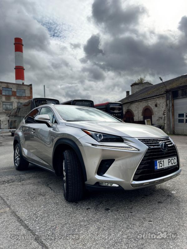 Lexus NX 2020 in Tallinn, with an engine capacity of 2.50 L and mileage of 69 thousand km for 30900 €, photo 5 on AUTOMOTO.COM.LV