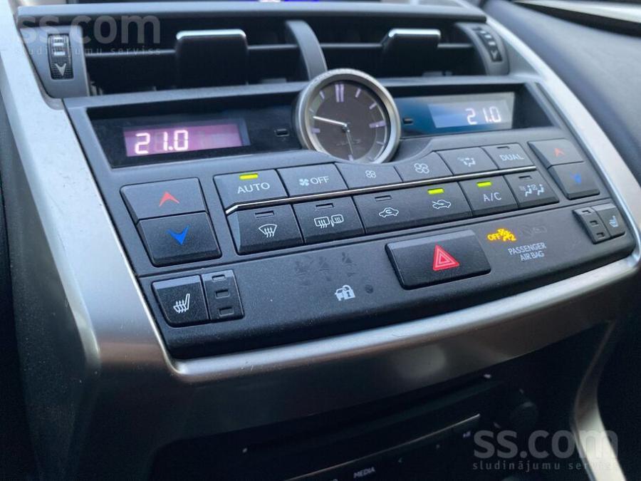 White Lexus NX 2014 in Riga, with an engine capacity of 2.50 L and mileage of 134 thousand km for 18500 €, photo 20 on AUTOMOTO.COM.LV