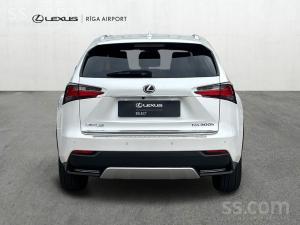 White Lexus NX 2014 in Riga, with an engine capacity of 2.50 L and mileage of 122 thousand km for 19900 €, photo 5 on AUTOMOTO.COM.LV