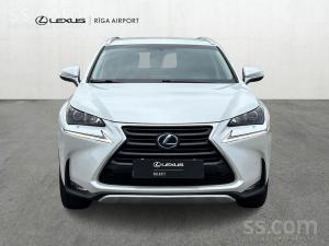White Lexus NX 2014 in Riga, with an engine capacity of 2.50 L and mileage of 122 thousand km for 19900 €, photo 6 on AUTOMOTO.COM.LV