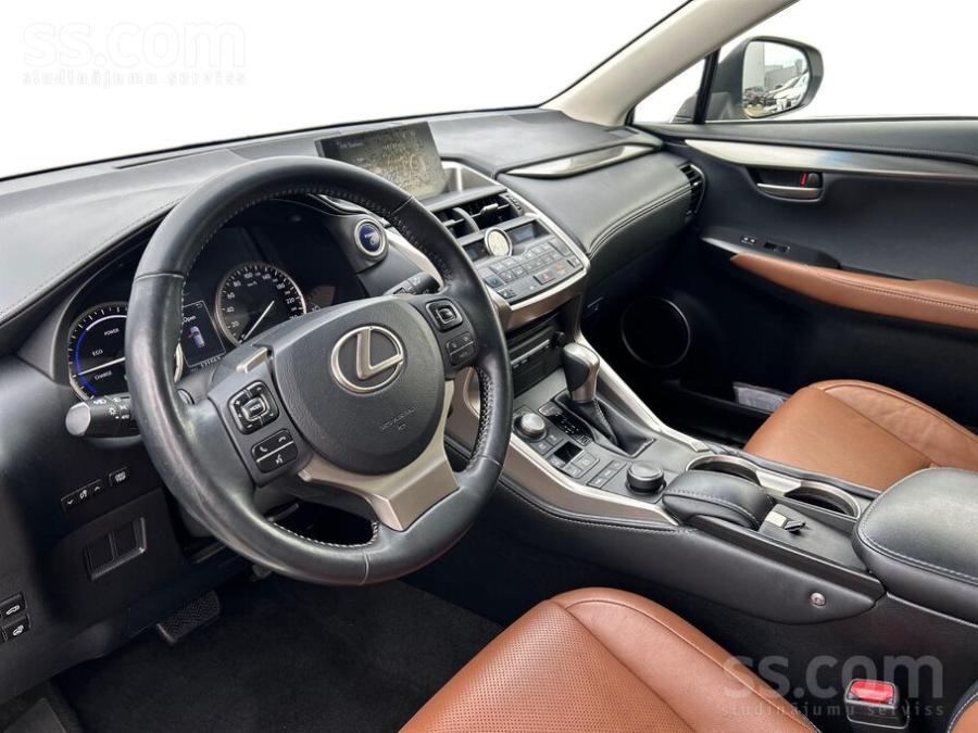 White Lexus NX 2014 in Riga, with an engine capacity of 2.50 L and mileage of 122 thousand km for 19900 €, photo 12 on AUTOMOTO.COM.LV