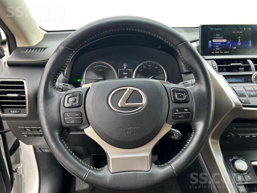 White Lexus NX 2014 in Riga, with an engine capacity of 2.50 L and mileage of 122 thousand km for 19900 €, photo 13 on AUTOMOTO.COM.LV