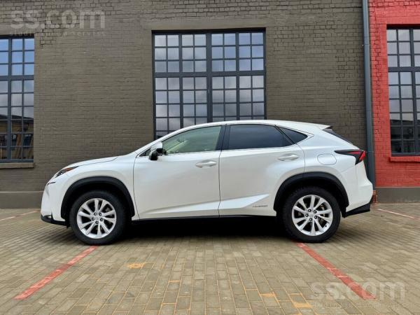 Balts Lexus NX 2015 Rīga, ar dzinēja tilpumu 2.50 L un nobraukumu 101 tūkst. km par 21990 €, foto 5 vietnē AUTOMOTO.COM.LV