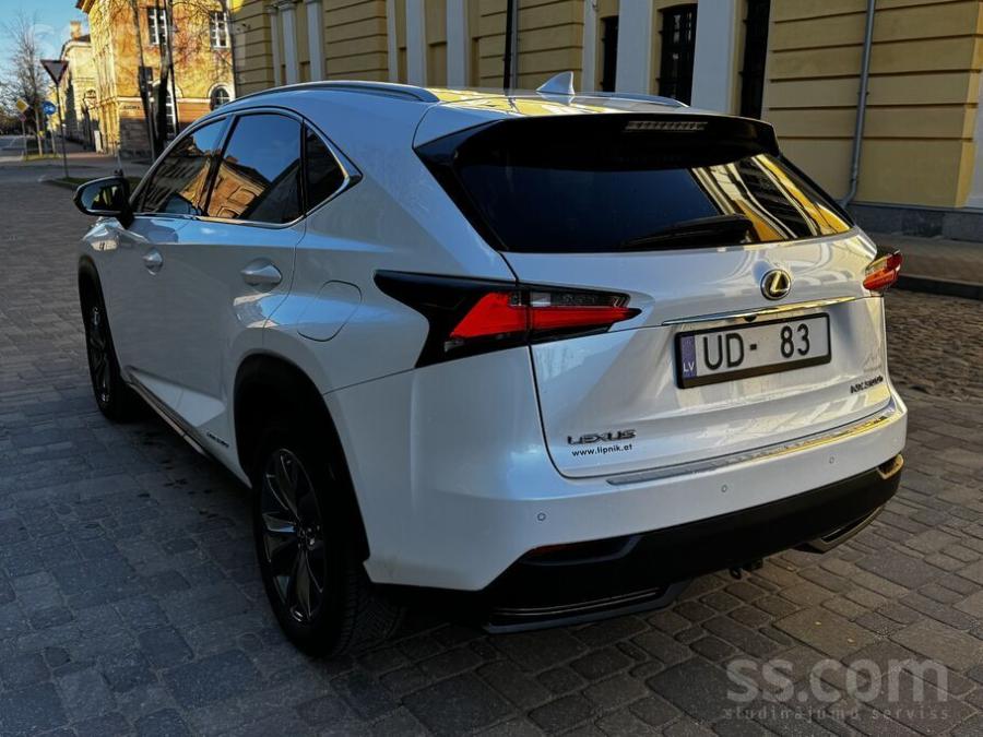 Balts Lexus NX 2016 Daugavpils, ar dzinēja tilpumu 2.50 L un nobraukumu 0 tūkst. km par 20990 €, foto 5 vietnē AUTOMOTO.COM.LV