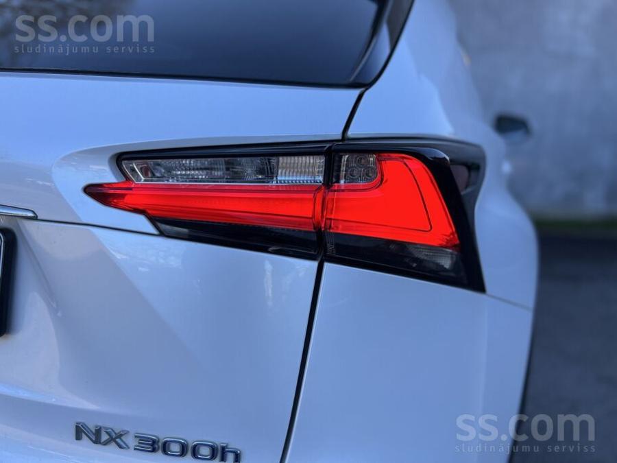 Balts Lexus NX 2016 Liepāja, ar dzinēja tilpumu 2.50 L un nobraukumu 197 tūkst. km par 18850 €, foto 5 vietnē AUTOMOTO.COM.LV