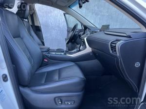 Balts Lexus NX 2016 Liepāja, ar dzinēja tilpumu 2.50 L un nobraukumu 197 tūkst. km par 18850 €, foto 10 vietnē AUTOMOTO.COM.LV