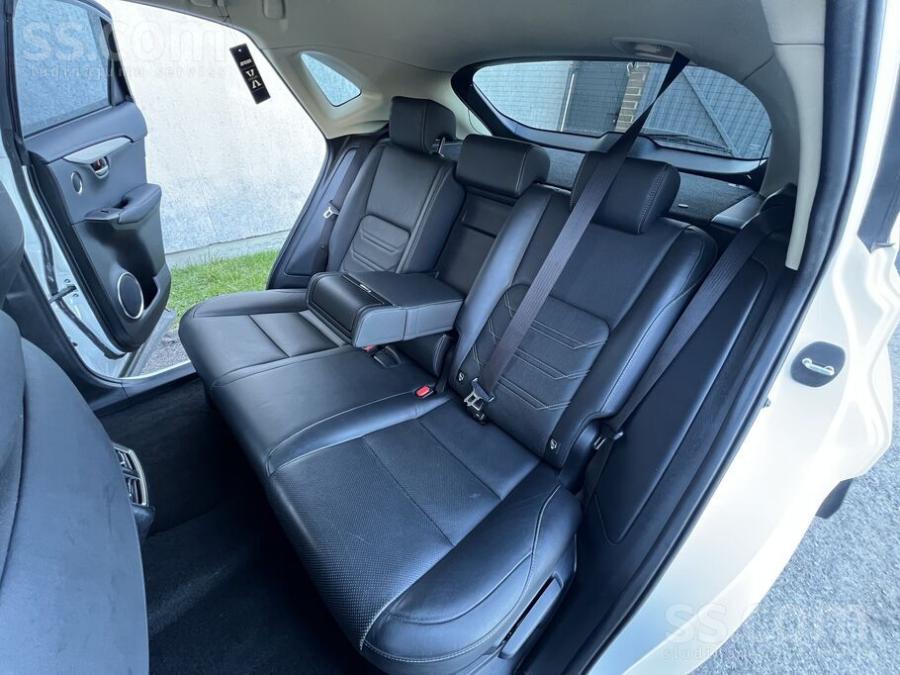 Balts Lexus NX 2016 Liepāja, ar dzinēja tilpumu 2.50 L un nobraukumu 197 tūkst. km par 18850 €, foto 11 vietnē AUTOMOTO.COM.LV