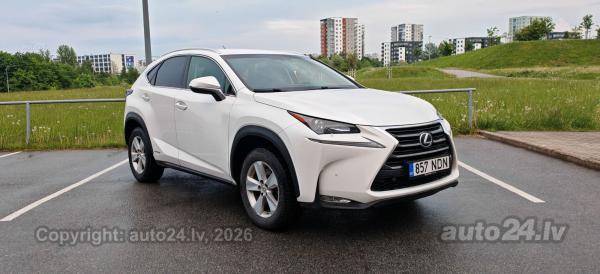 Balts Lexus NX 2016 Tallina, ar dzinēja tilpumu 2.50 L un nobraukumu 197 tūkst. km par 18950 €, foto 1 vietnē AUTOMOTO.COM.LV